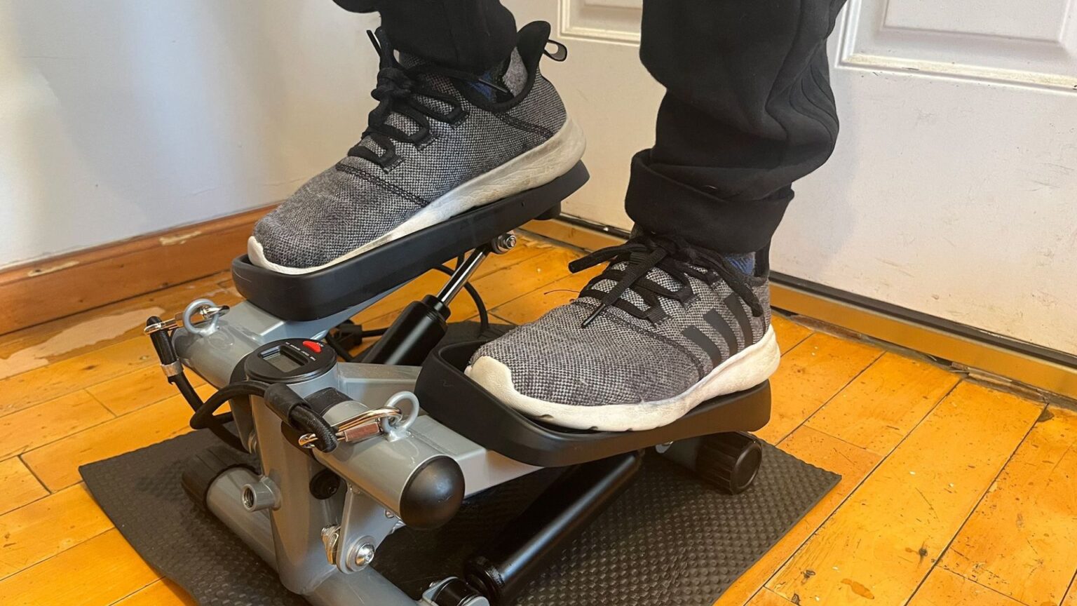 Mini Stepper Benefits You Should Know for Better Workouts - XcelerateGyms