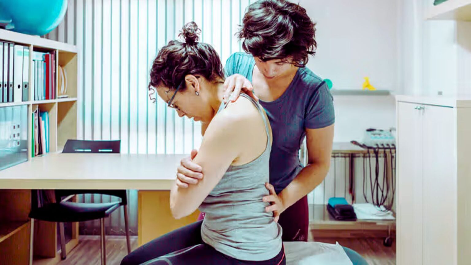 Sway Back Posture: Causes, and How to Fix It - XcelerateGyms