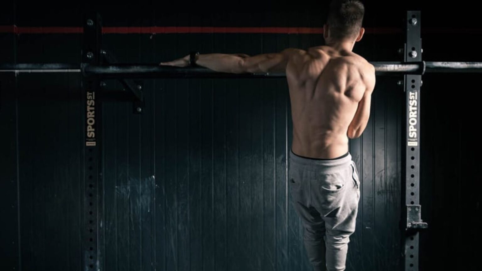 11 Different Pull Up Grips and Their Benefits - XcelerateGyms