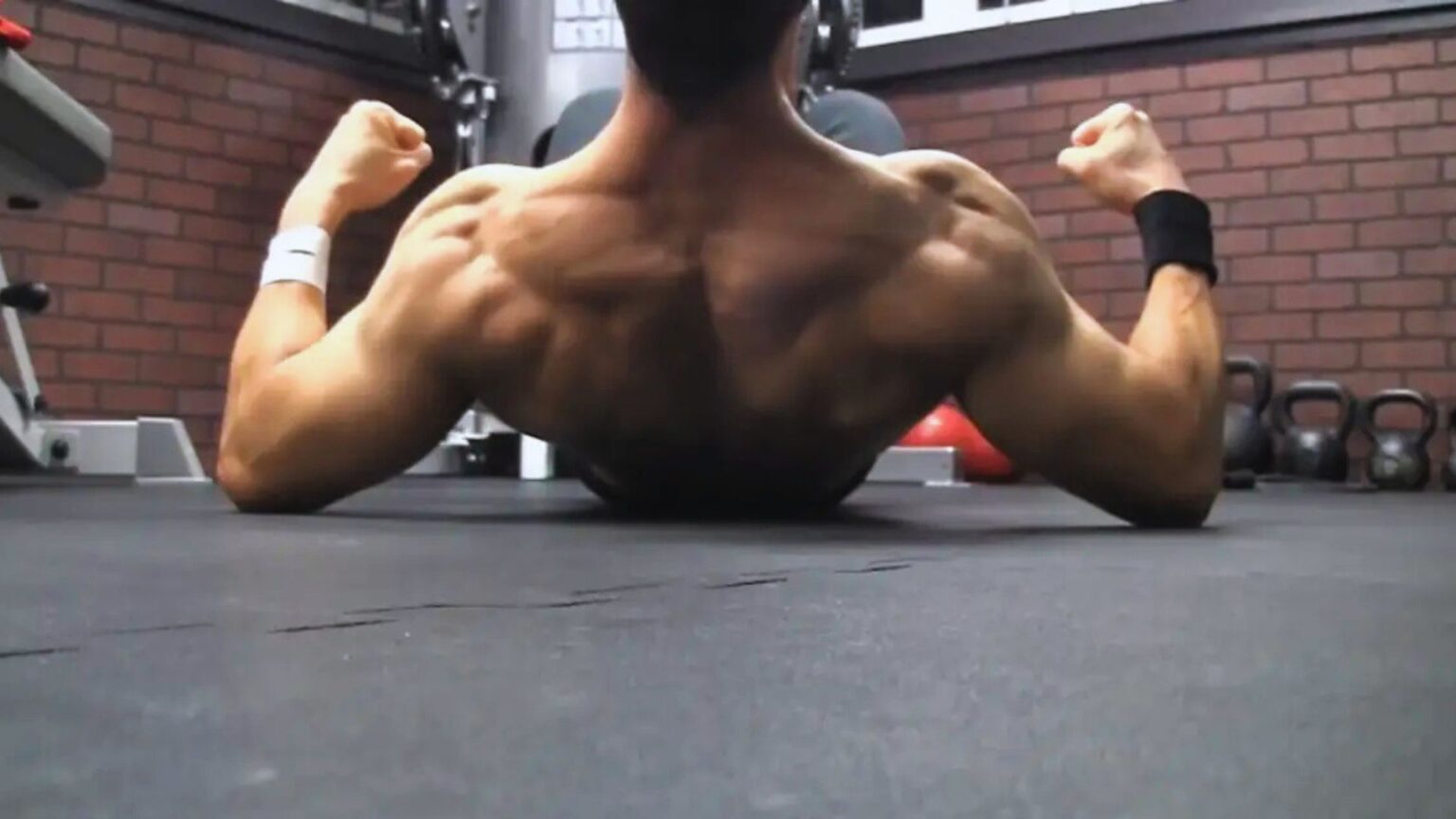 17 Bodyweight Back Workout for Muscle & Stability - XcelerateGyms