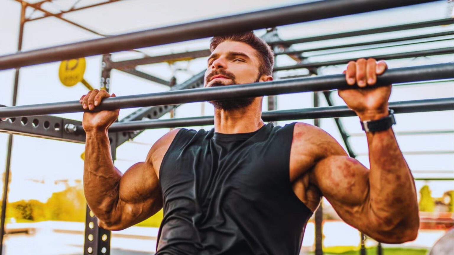 Overhand Pull-Ups: Muscles, Benefits & Comparison - XcelerateGyms