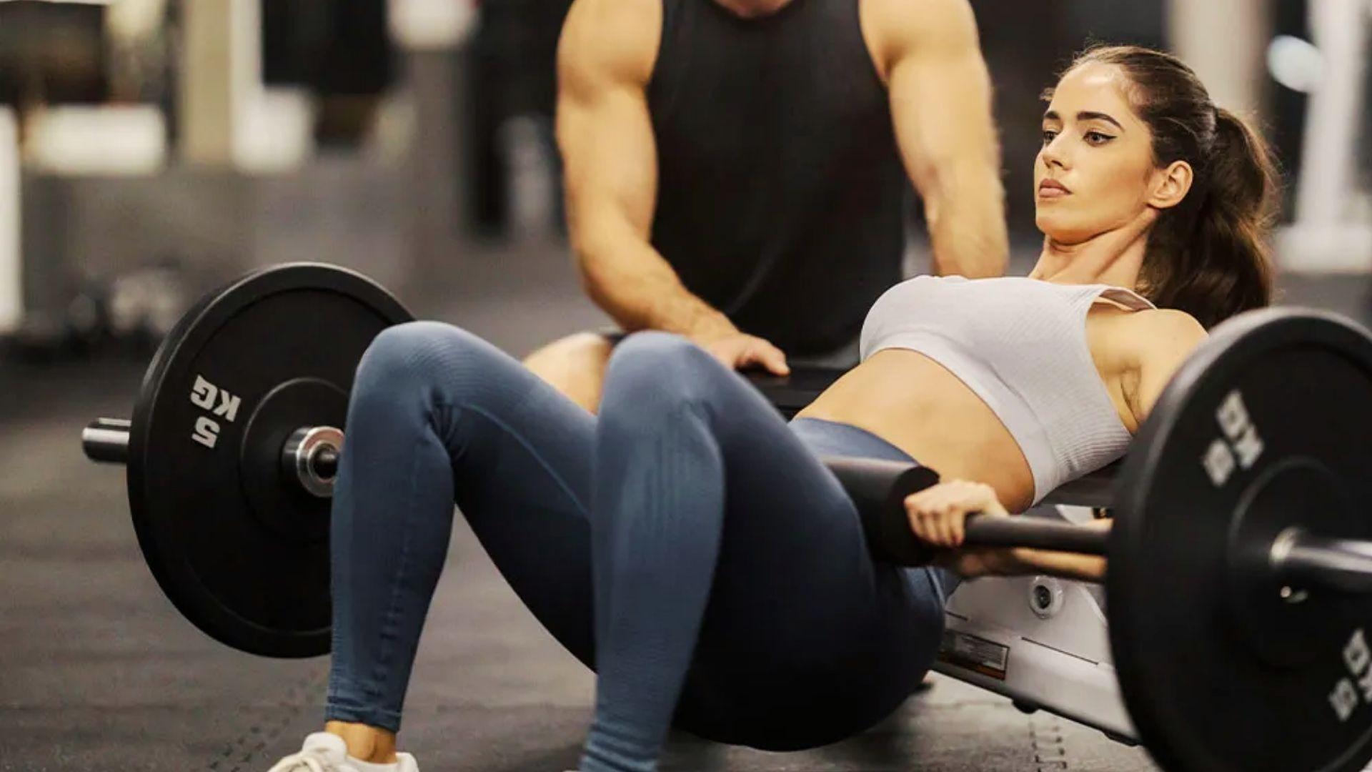 Angled Smith Machine Squat: How to Do It Right - XcelerateGyms